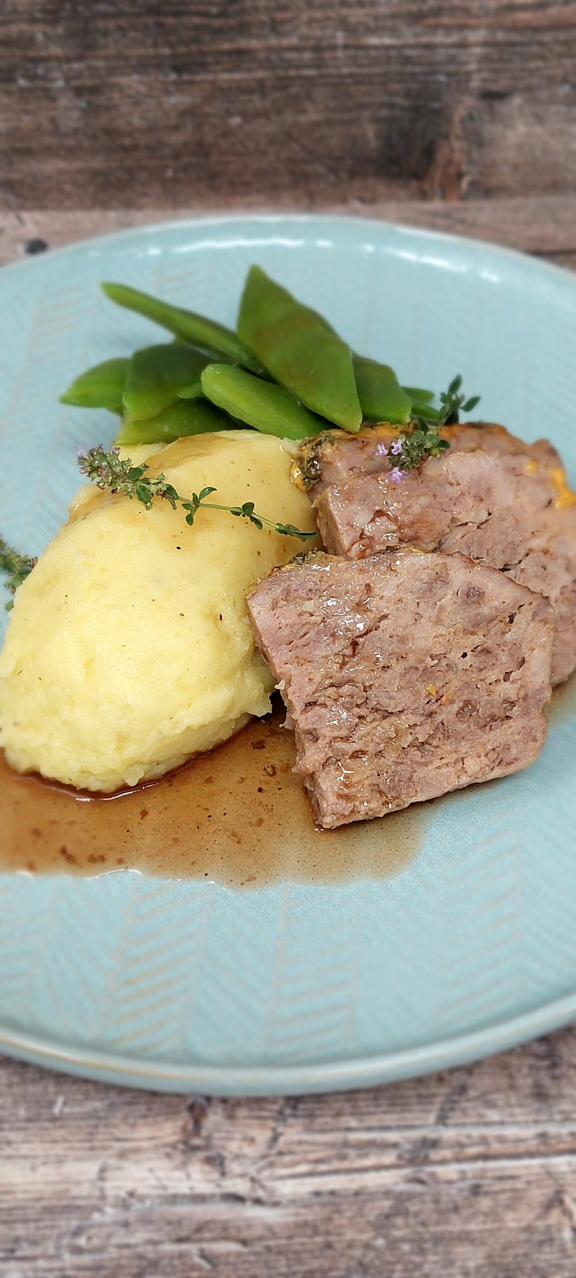 Yorkshire Beef with Caramelised Onion and Harrogate Blue Meatloaf ...